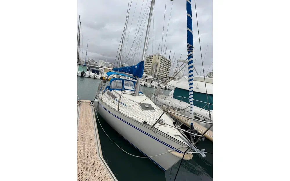 Nautitech 47 occasion de 2004 en vente - 13230 port saint louis du rhone